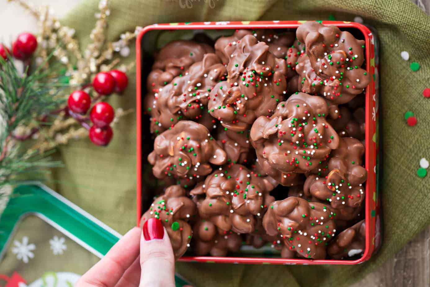 35 Easy Christmas Candy Recipes - 31 Daily - 31 Daily