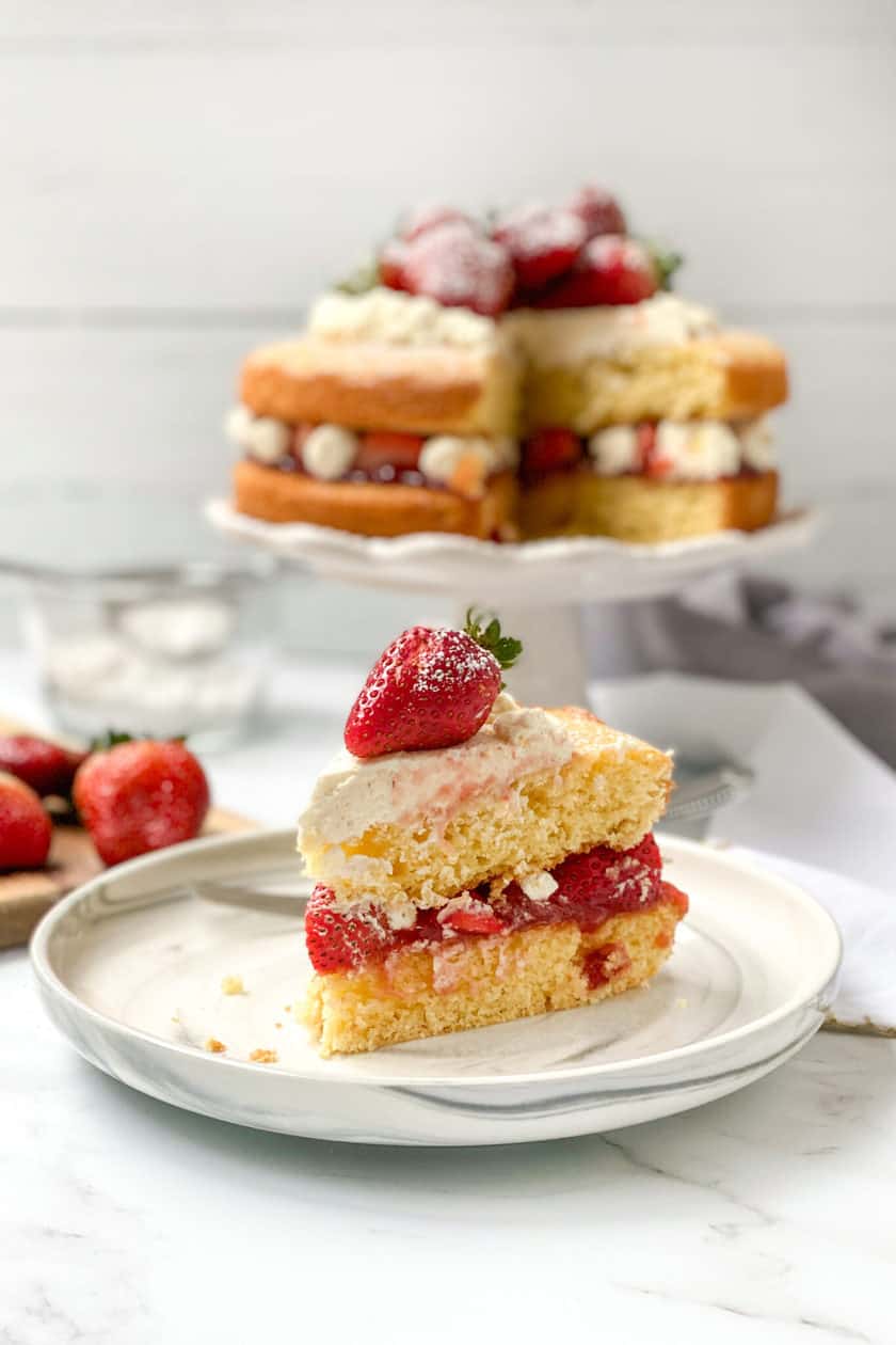 Victoria Sponge Cake Recipe: Rich in British Royal History - 31 Daily
