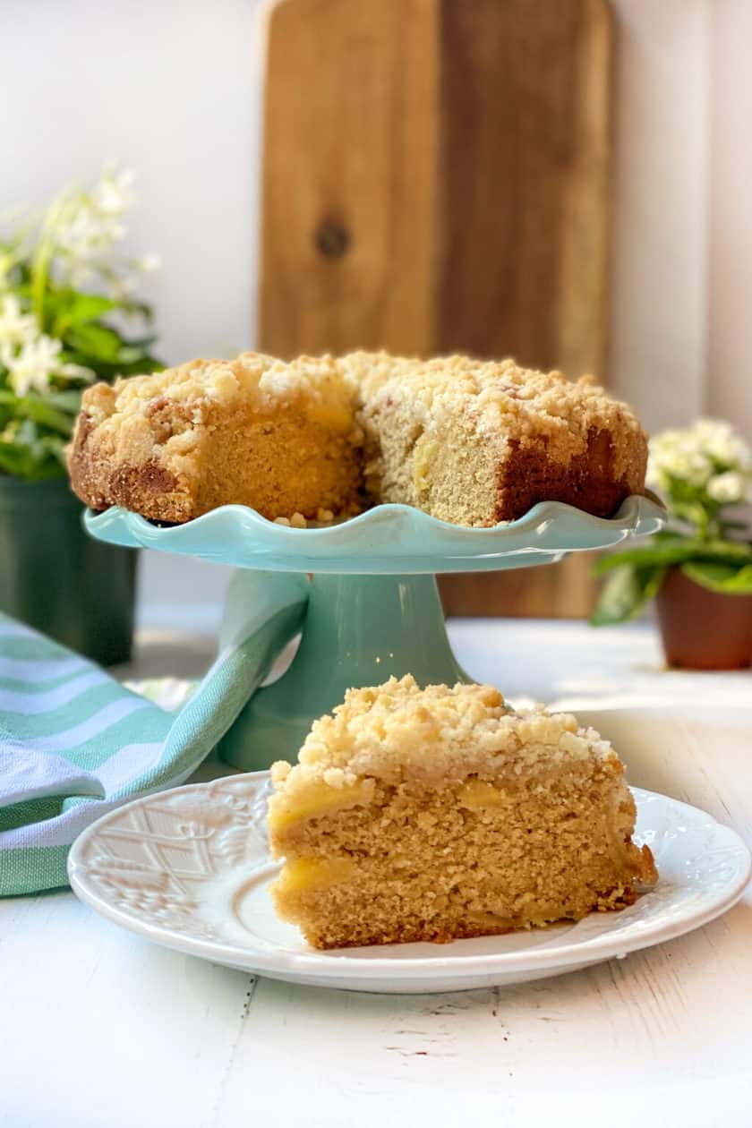 32 Anytime Snack Cakes You'll Love to Bake - 31 Daily