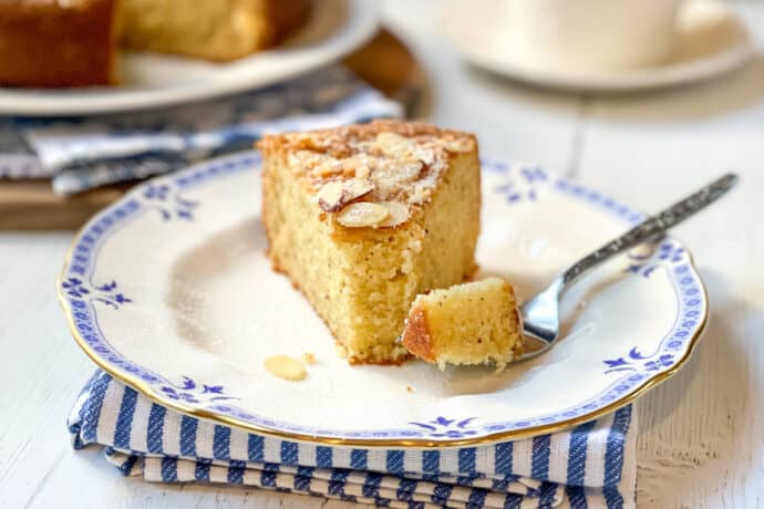 Simple Anytime Almond Cake - 31 Daily