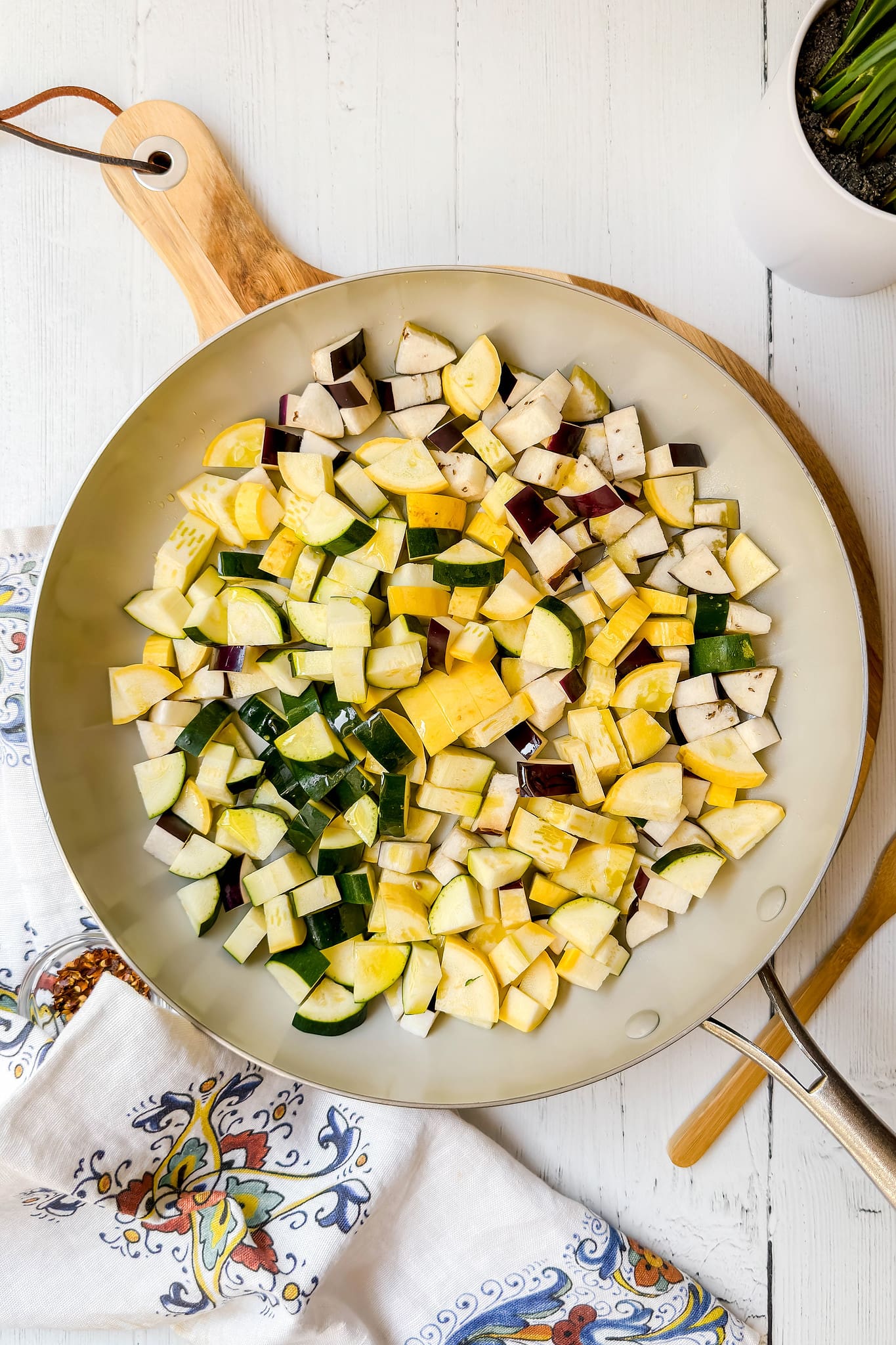 Easy Garden Pasta - 31 Daily