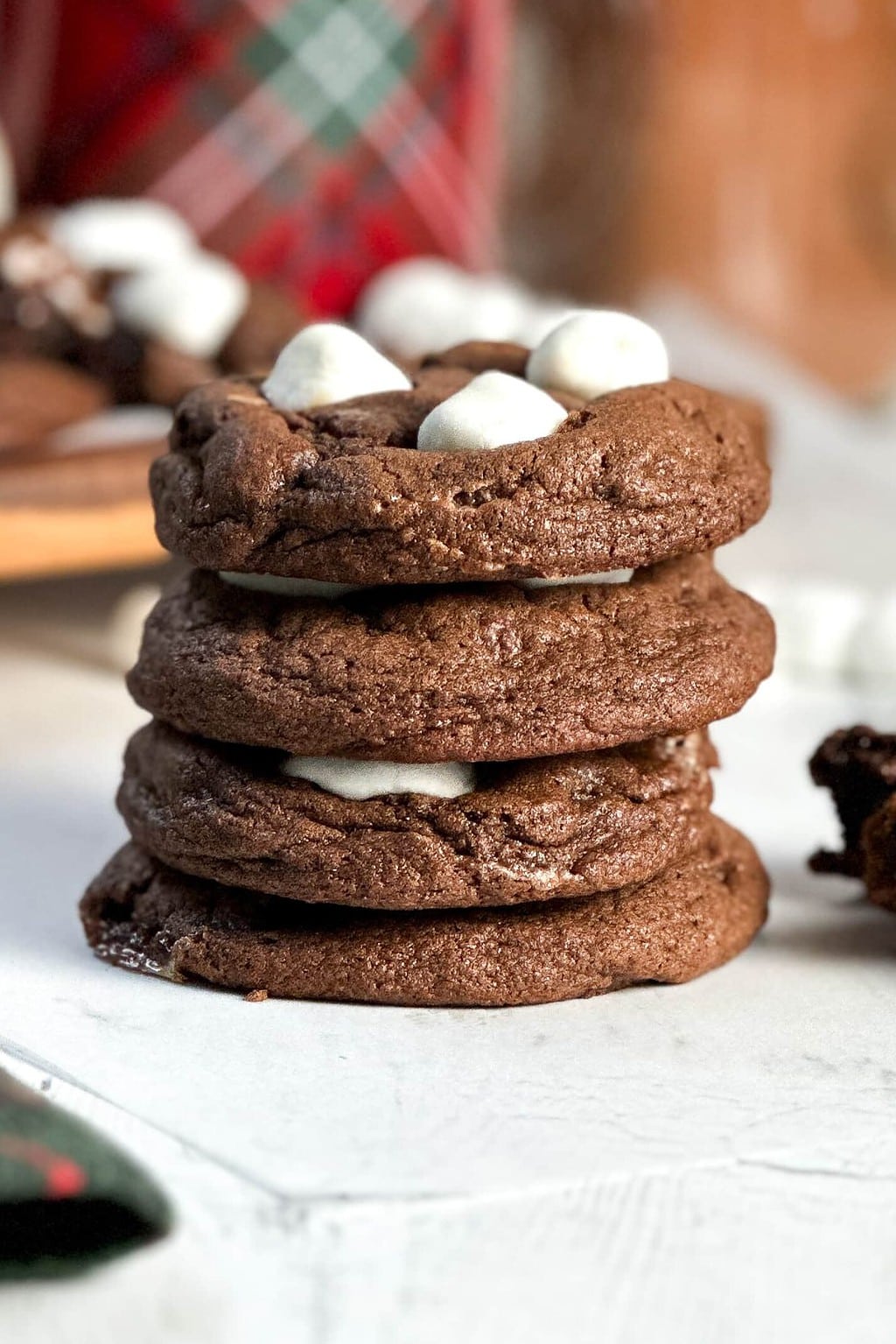 Hot Chocolate Cookies: A Delicious Wintery Treat! - 31 Daily