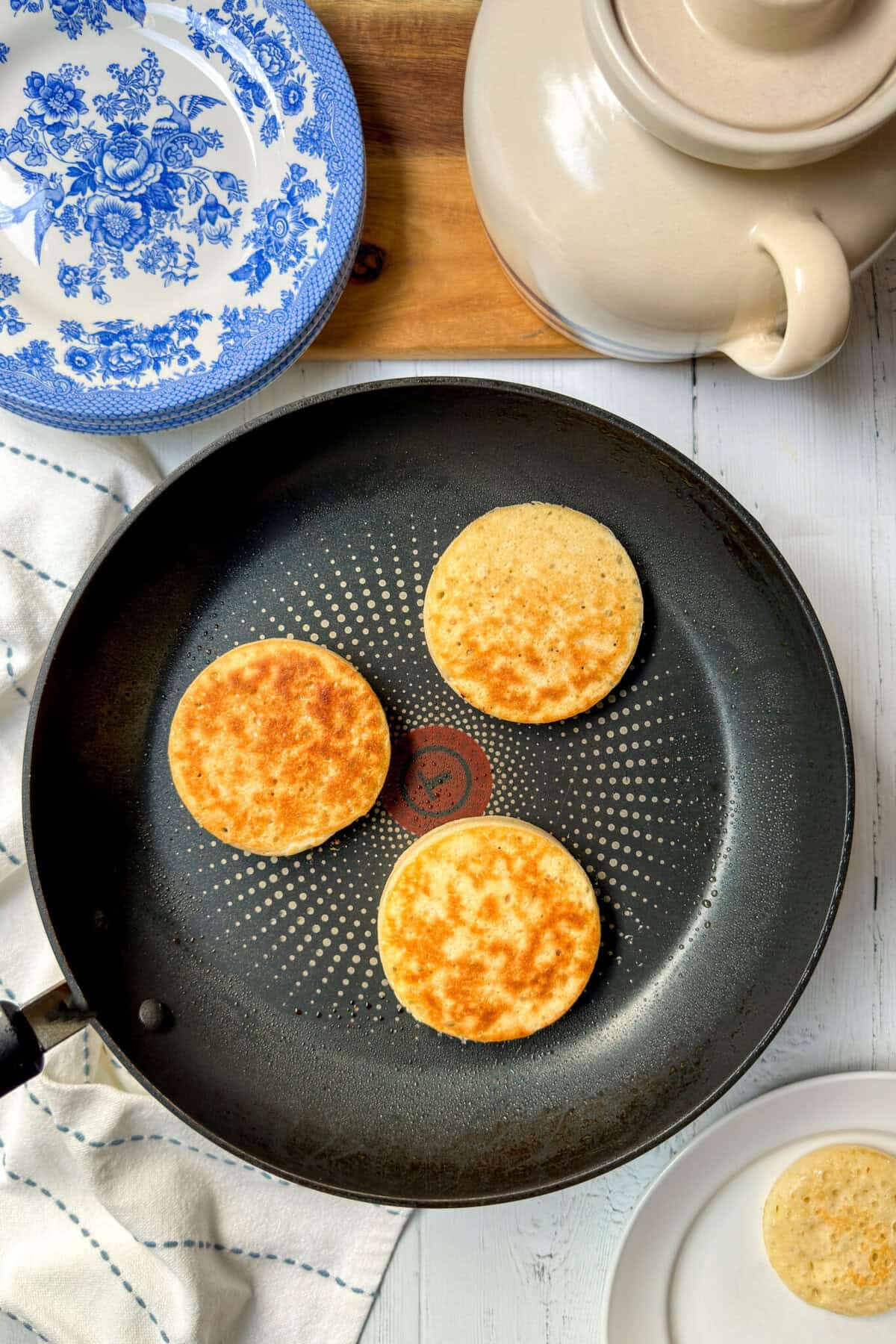 Crumpet Recipe for Breakfast or Teatime - 31 Daily