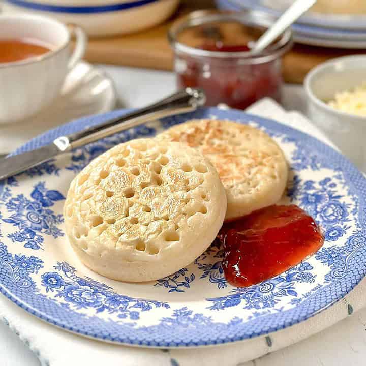 Crumpet Recipe for Breakfast or Teatime - 31 Daily