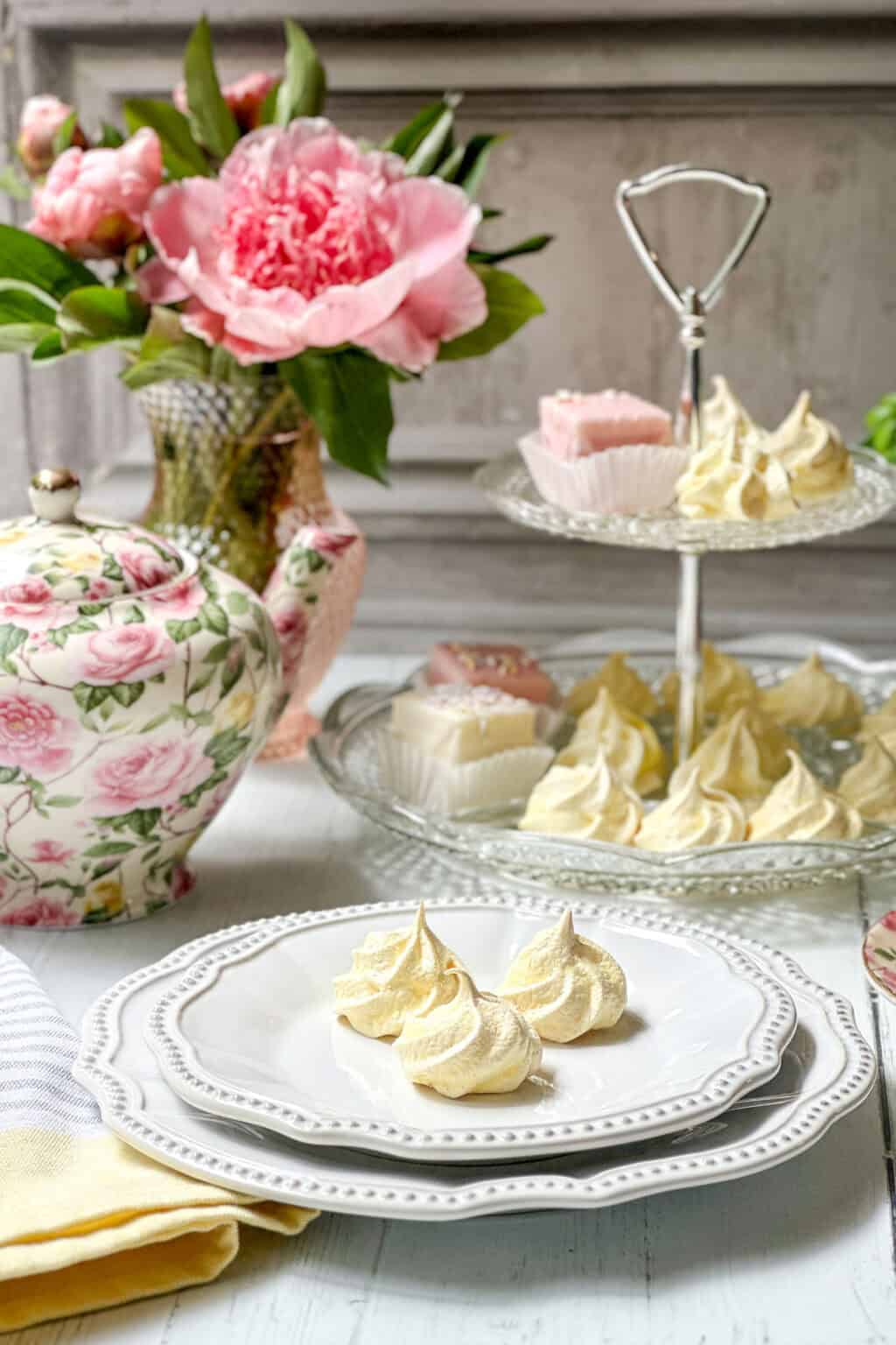Lemon Meringue Cookies for Teatime - 31 Daily