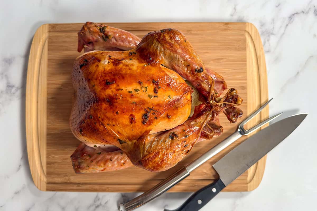 How to Carve a Turkey (Step-by-Step) - 31 Daily